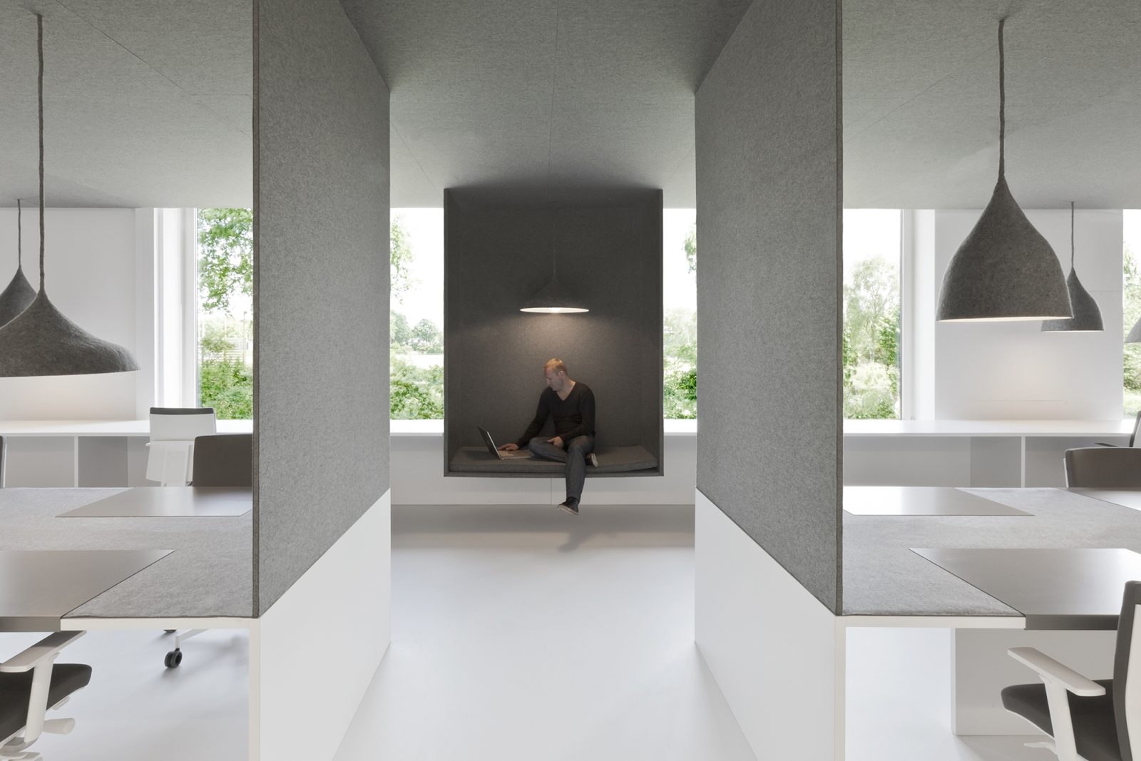 The soft office · i29