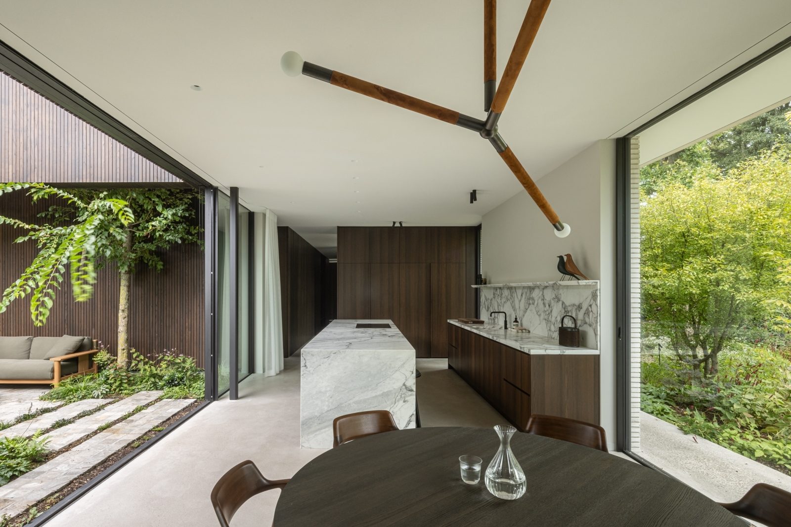 Hidden Villa · i29