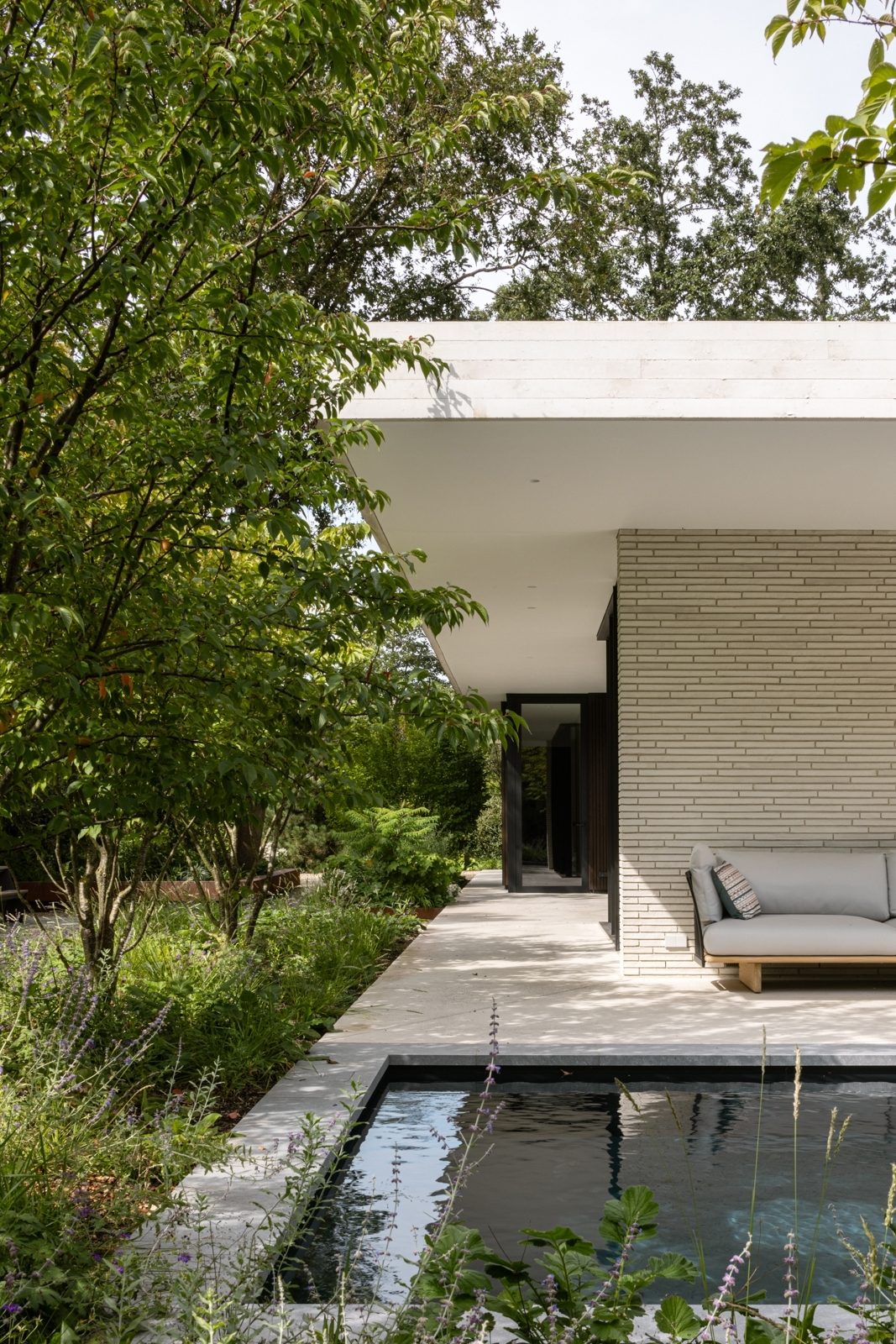 Hidden Villa · i29