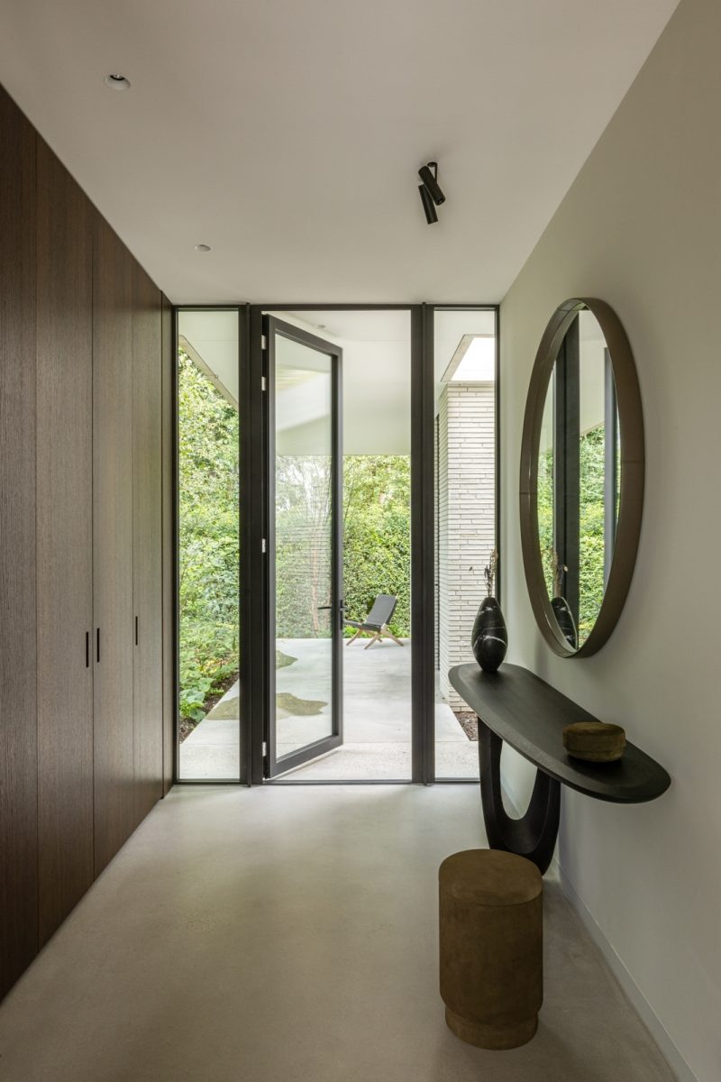 Hidden Villa · i29